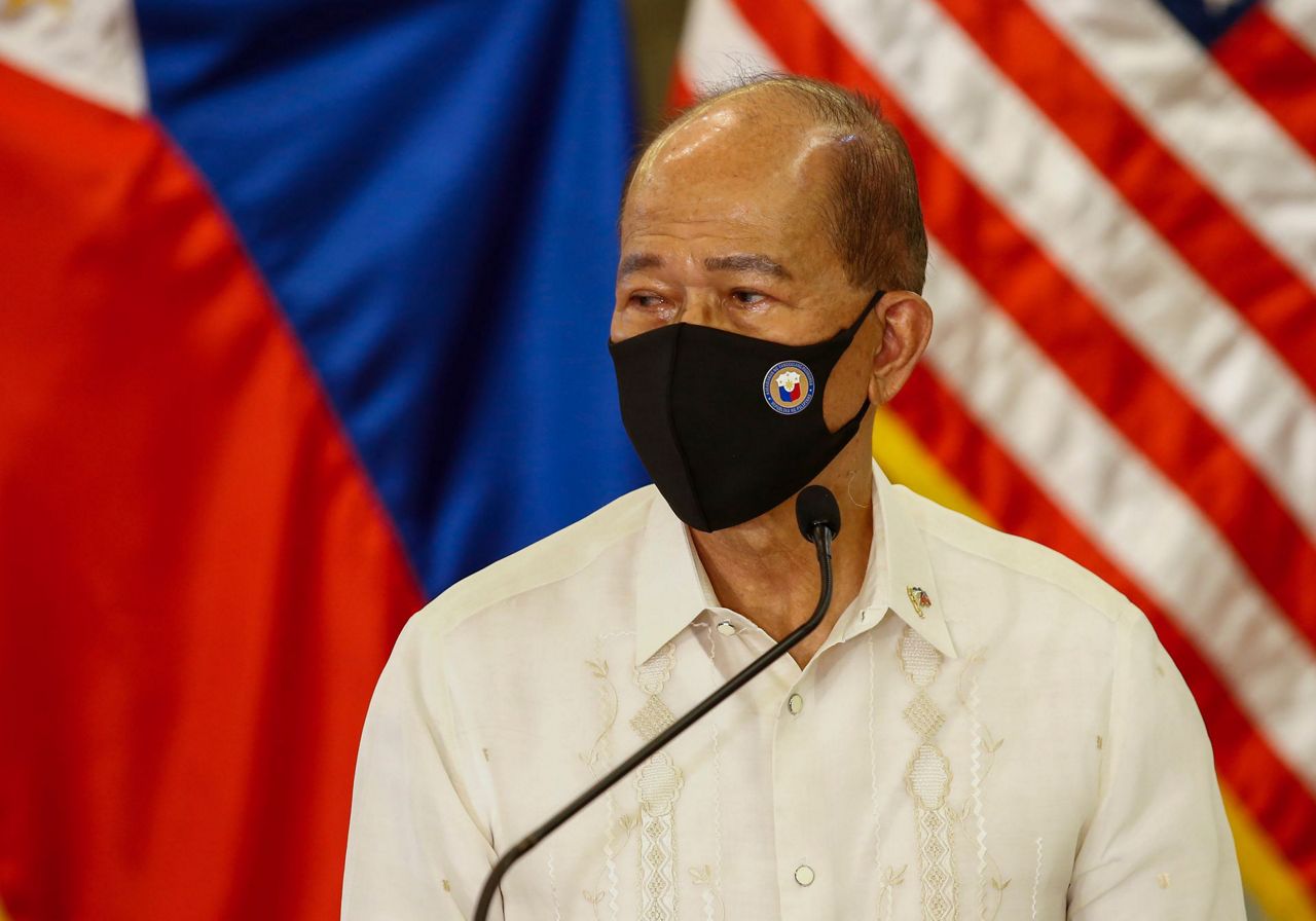 Philippine leader recalls decision to void US security pact