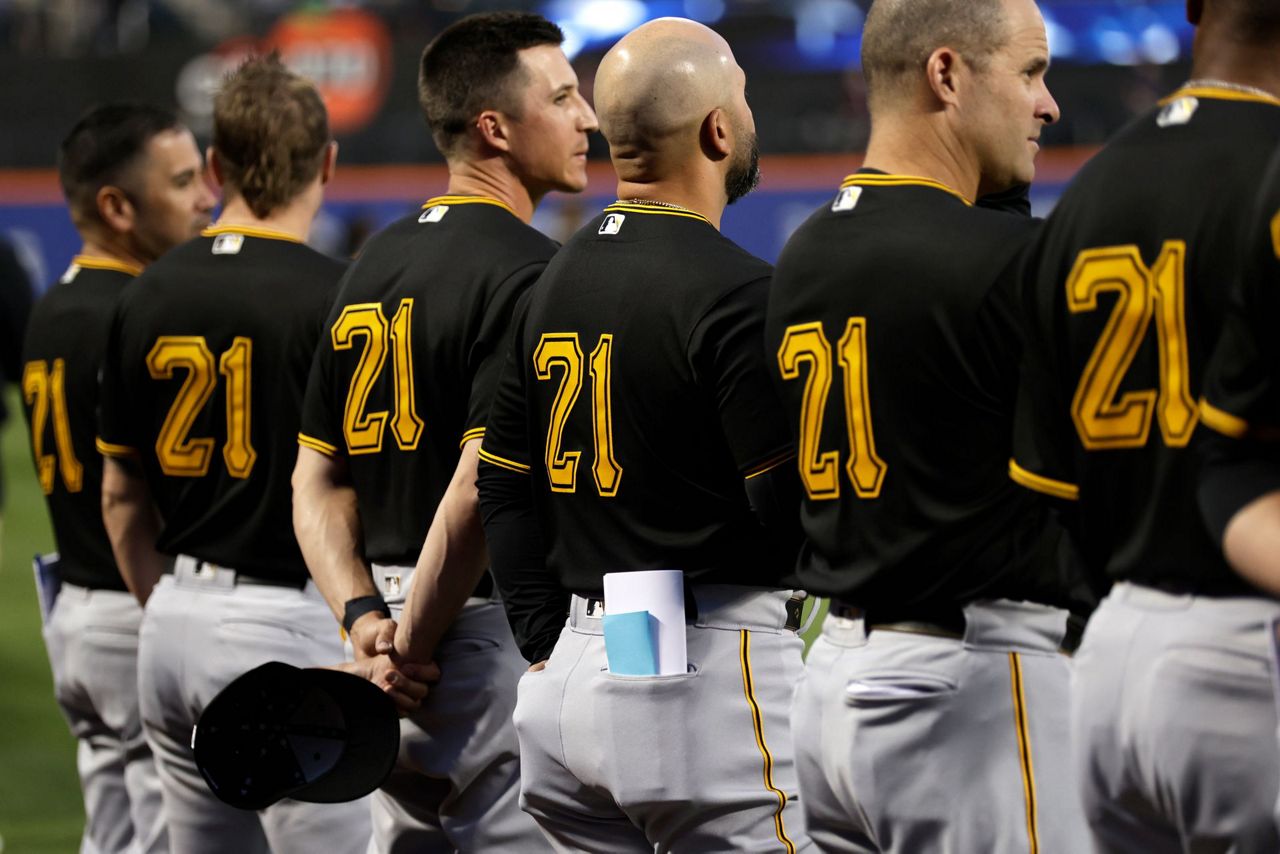 MLB celebrates Roberto Clemente Day, ceremony at Citi Field