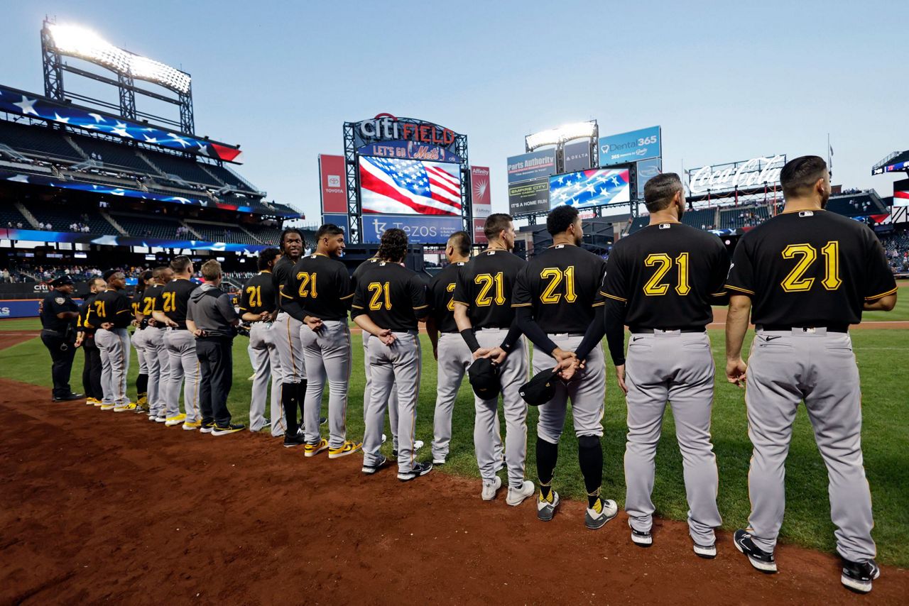 MLB celebrates Roberto Clemente Day, ceremony at Citi Field