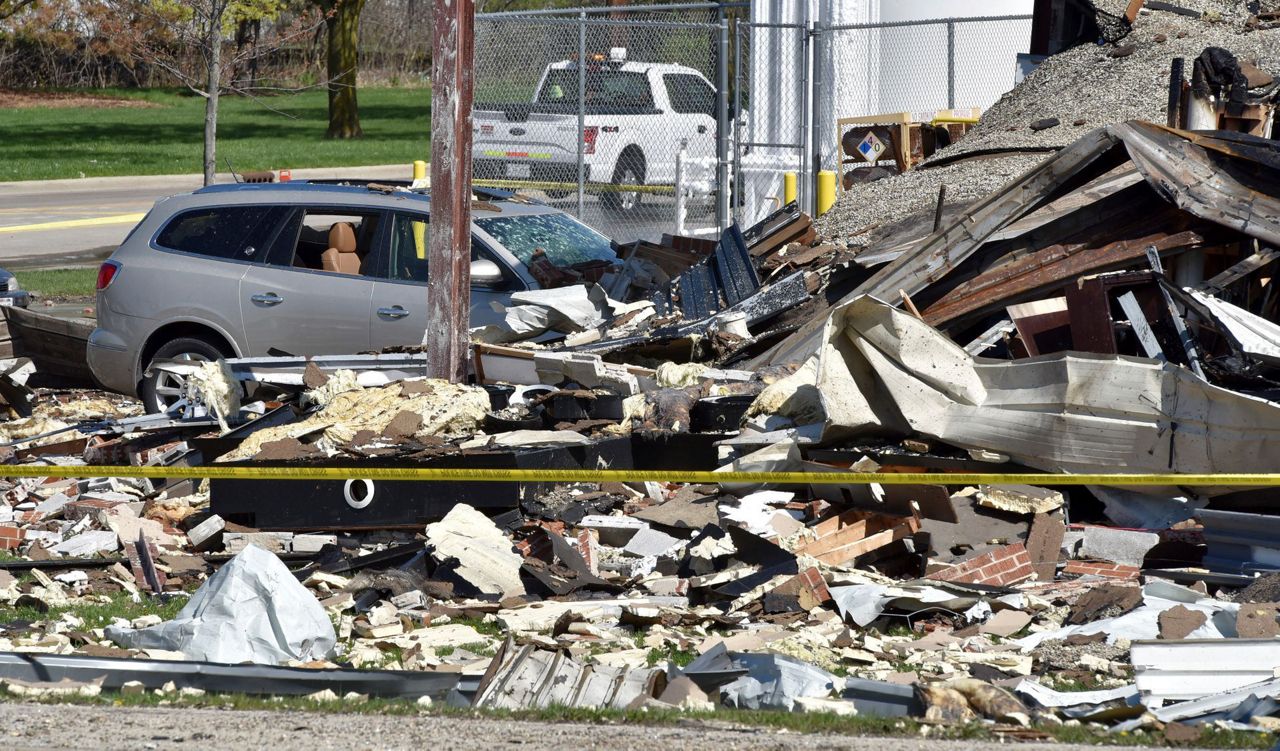 Another body found at Illinois plant; confirmed death toll 3