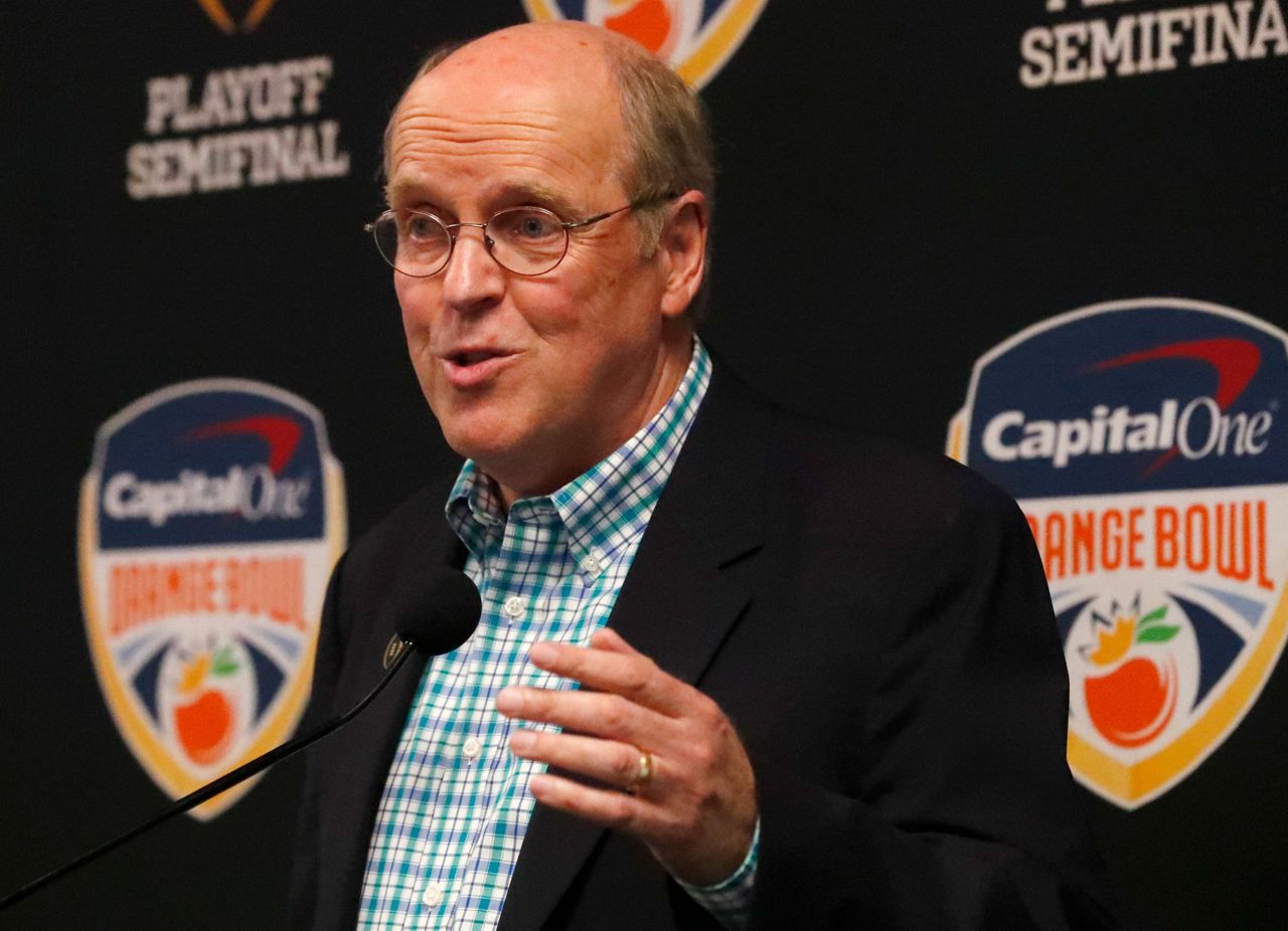 AP source: CFP expansion to 12 teams on table for discussion