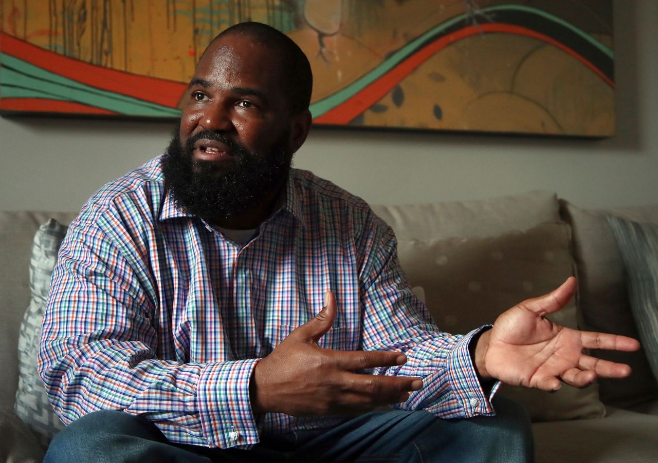 California inmate takes unlikely path to freedom: Podcasting