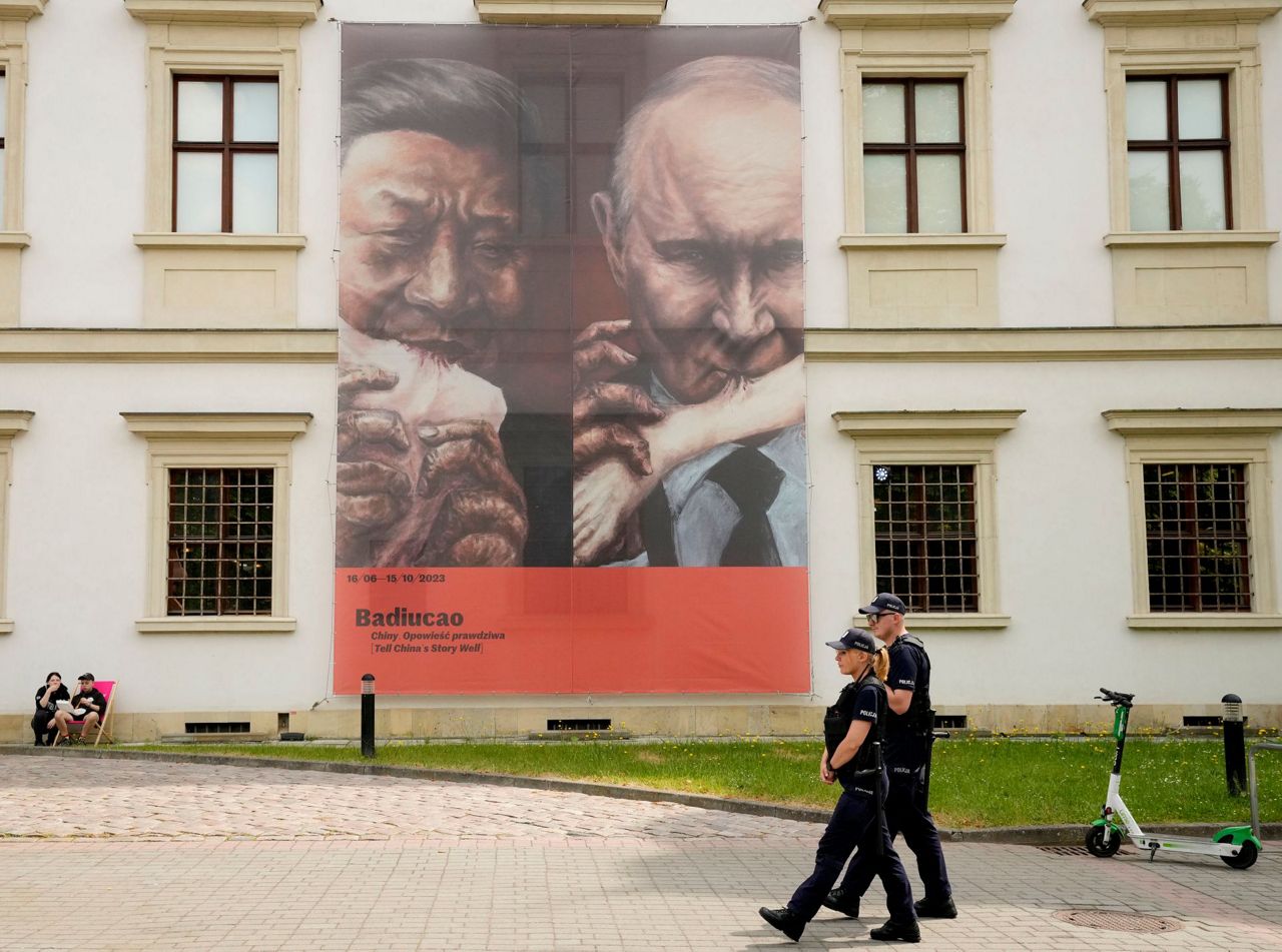 Exhibition by Chinese dissident artist opens in Warsaw despite pressure ...