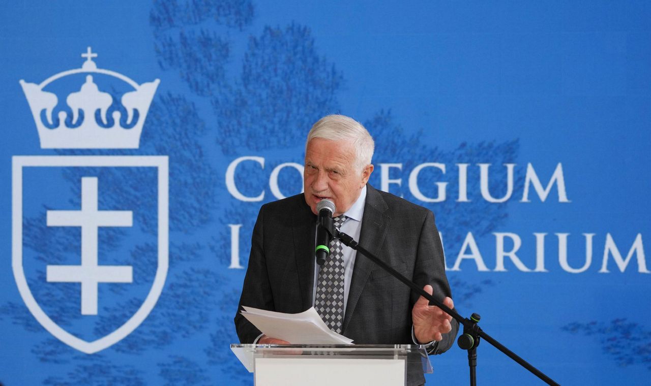 Catholic group founding conservative university in Warsaw