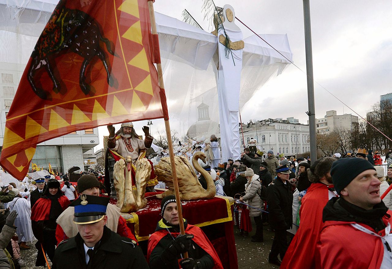 The Latest: Pope urges aid to poor, homeless on Epiphany