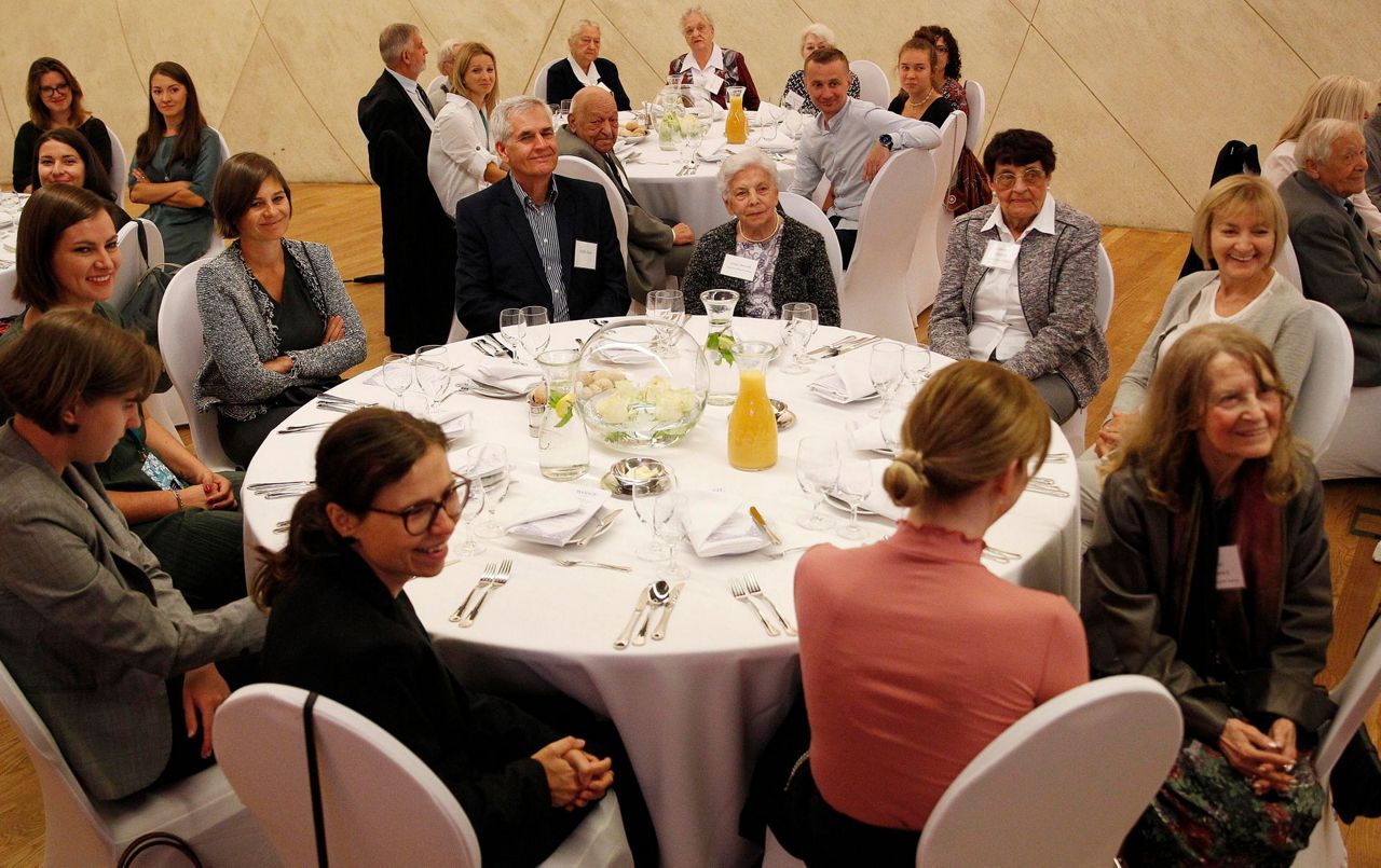 Poles who saved Jews during Holocaust honored in Warsaw