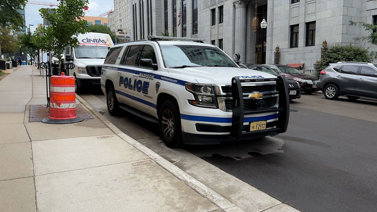 Contract negotiations continue for Akron, FOP