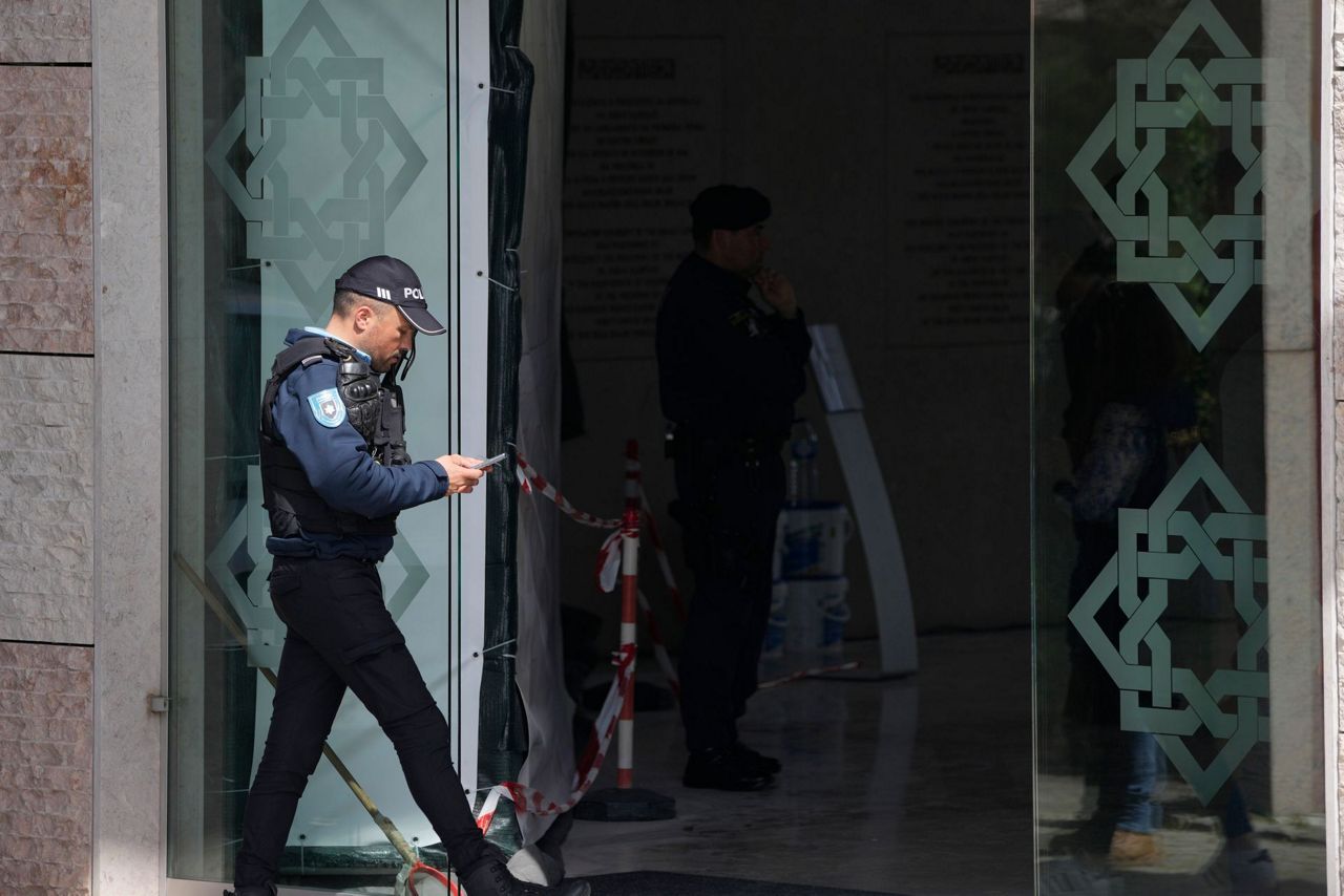 2 dead in Portugal stabbing at Muslim center