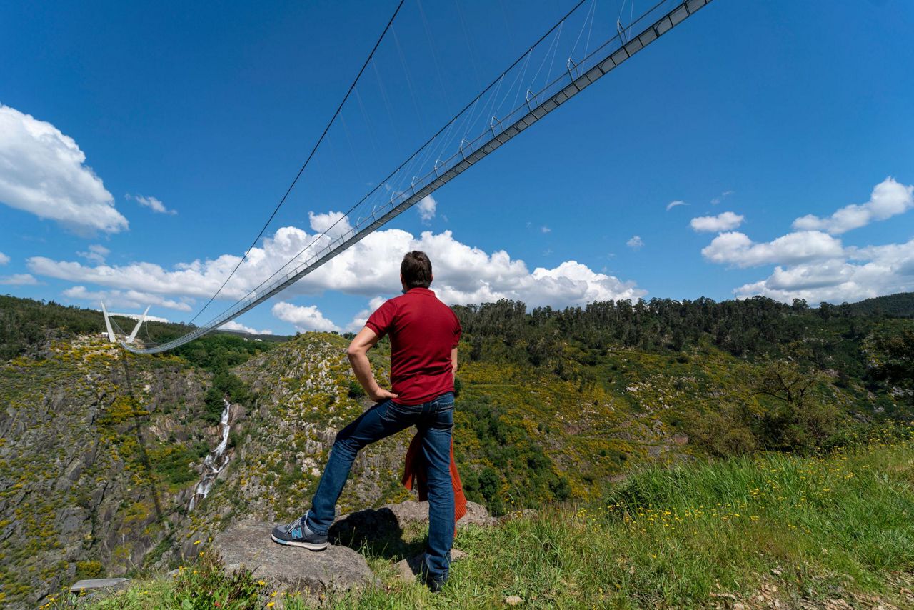 High jinx: New Portuguese bridge not for the faint-hearted