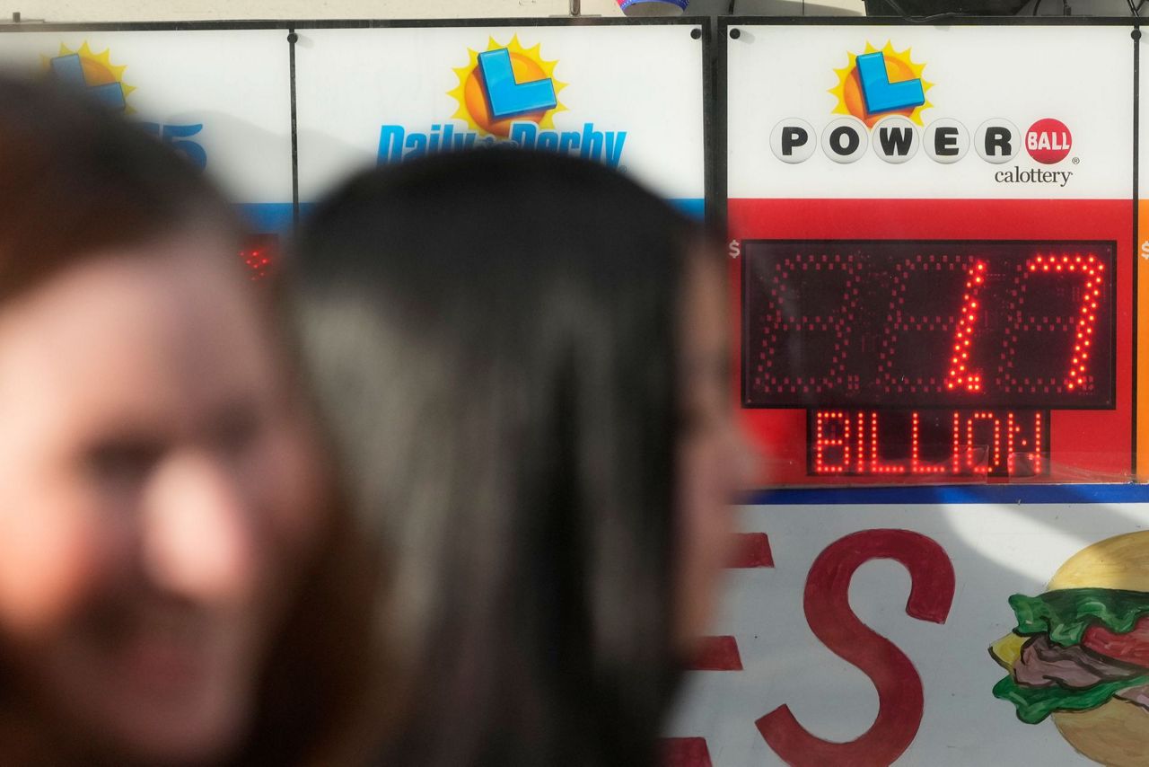 Powerball’s $1.7B jackpot could make Christmas Eve unforgettable for a ...