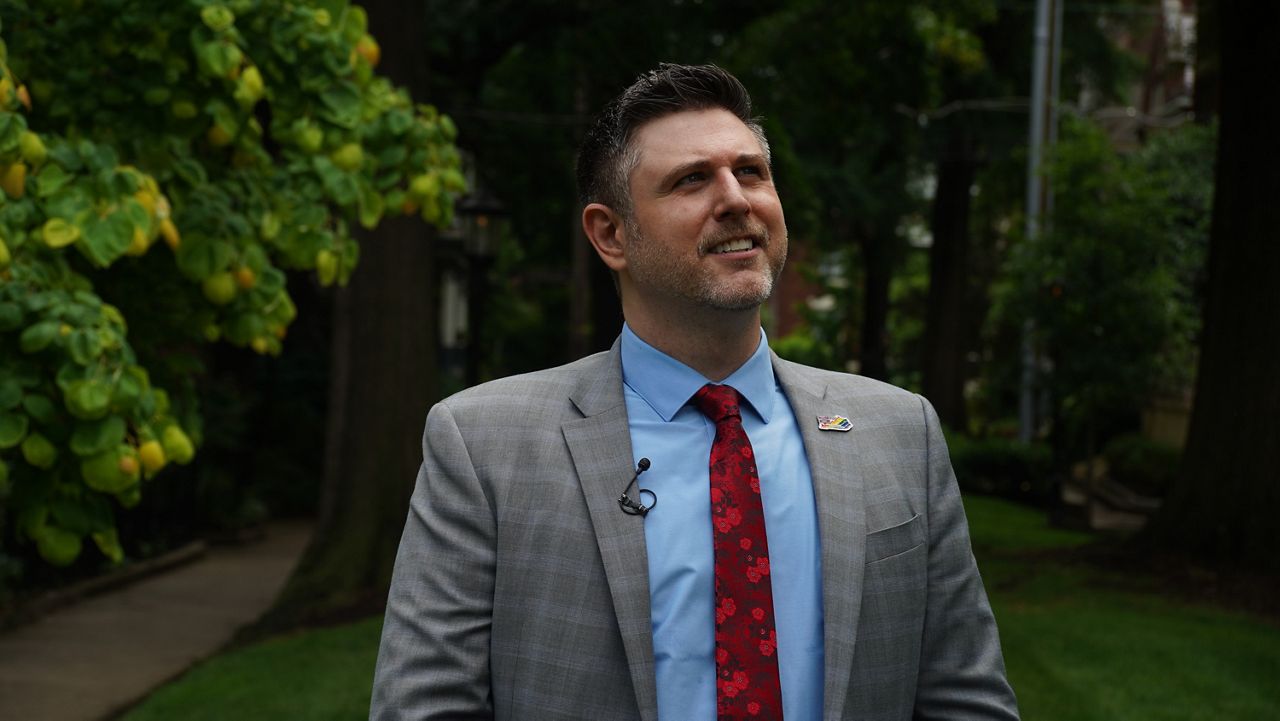 Chris Hartman on In Focus