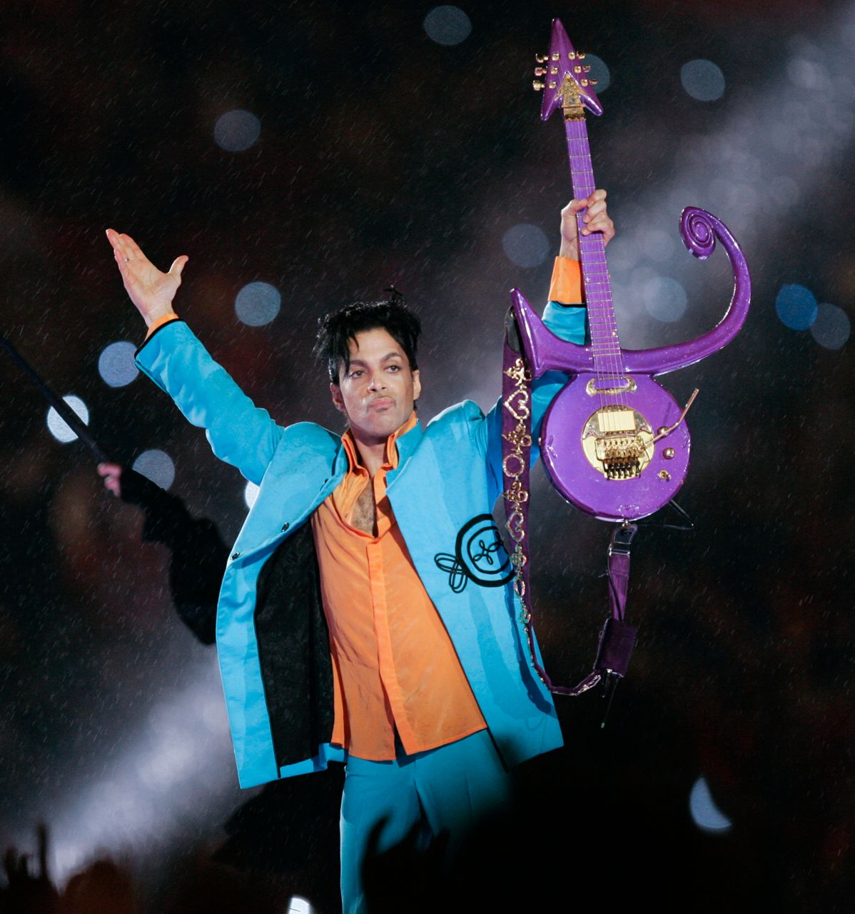 2 years after Prince's death, prosecutor to update probe