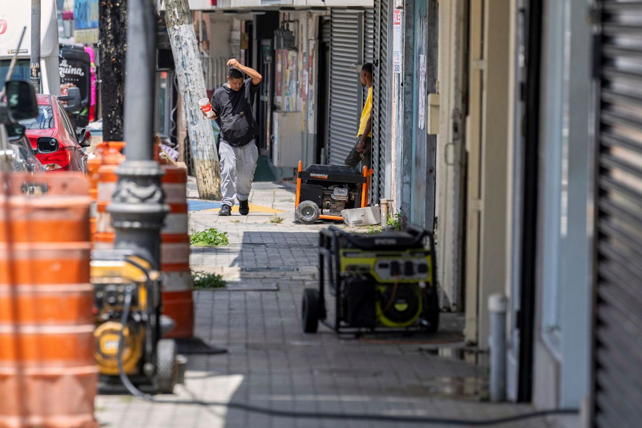 Crews restore power to nearly all clients after island-wide blackout ...