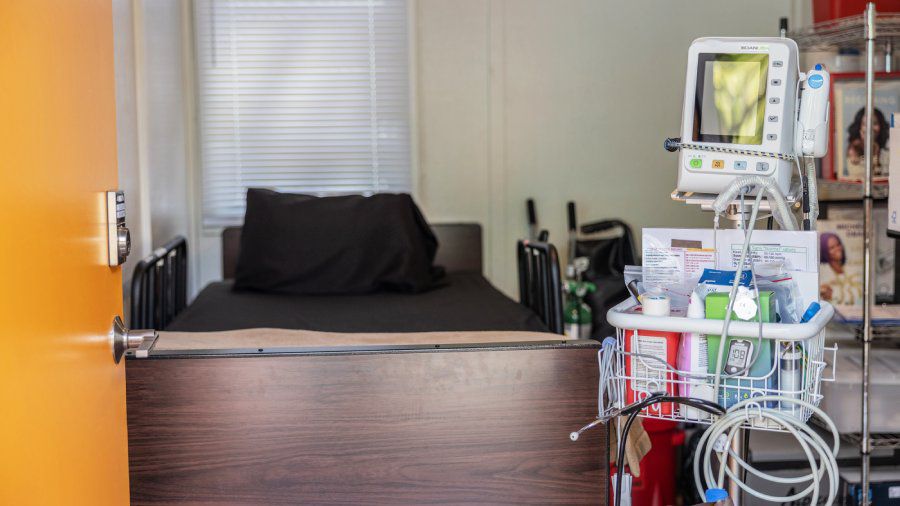 First Hawaiian Bank donates $280,634 to HomeAid Hawaii