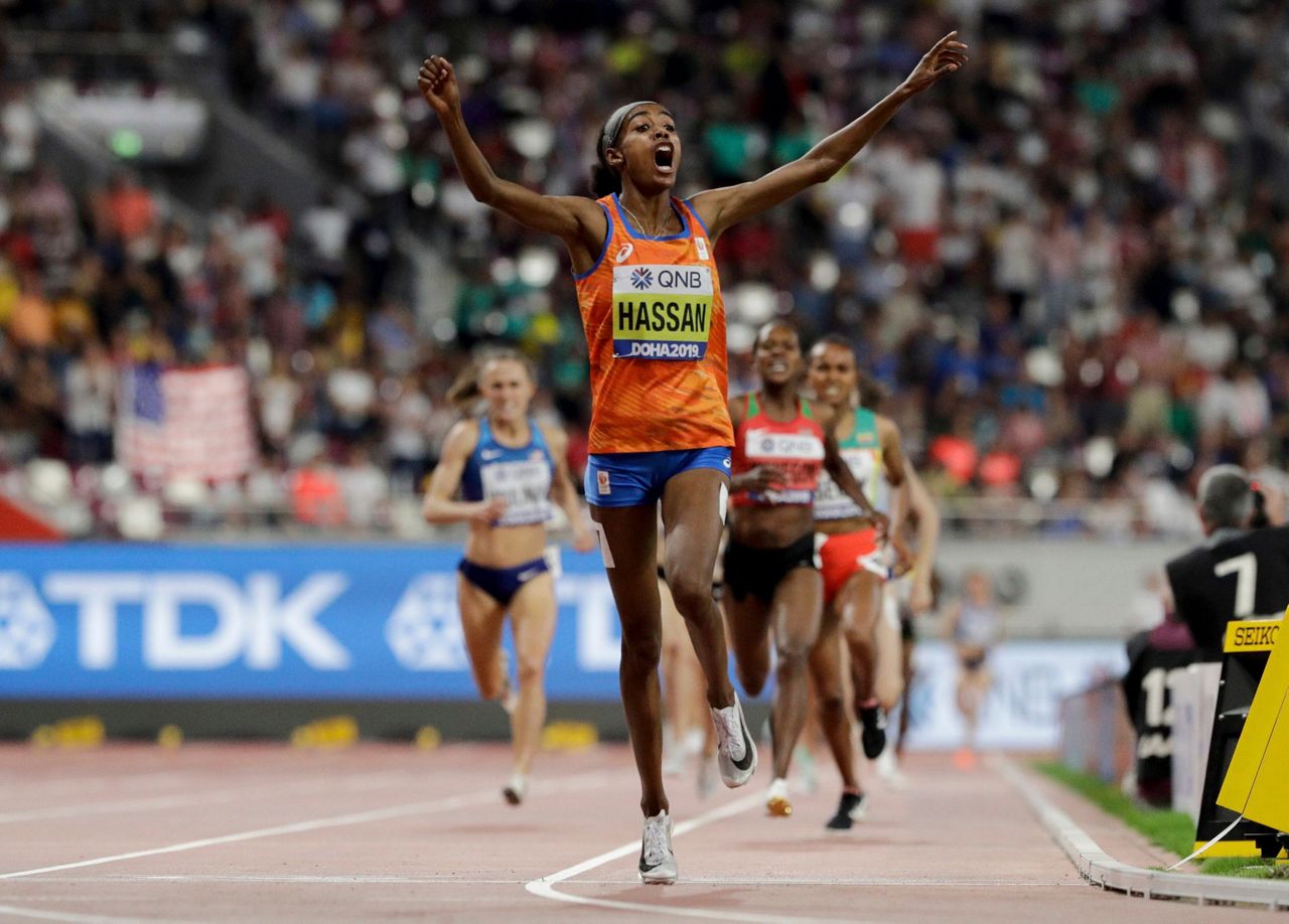 US ends wait for men's 4x100 relay world gold