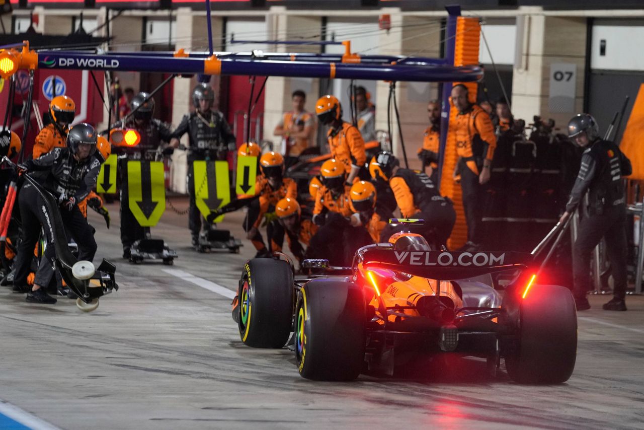 Red Bull driver Max Verstappen wins Formula 1's Qatar Grand Prix as ...