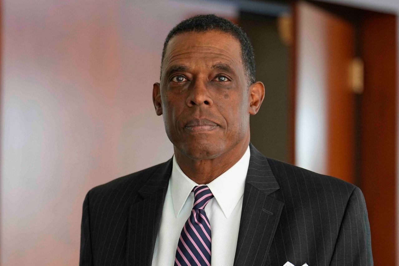 Prosecutors set to lay out case against officers in death of unarmed ...