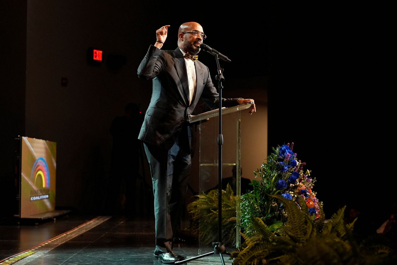 A Dallas pastor is stepping into Jesse Jackson's role as leader of his ...