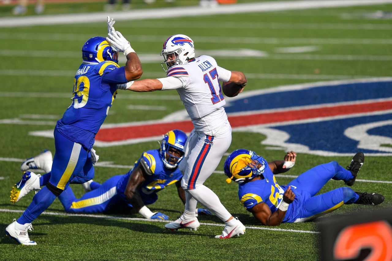 Bills rally to beat Rams 35-32 after blowing 25-point lead