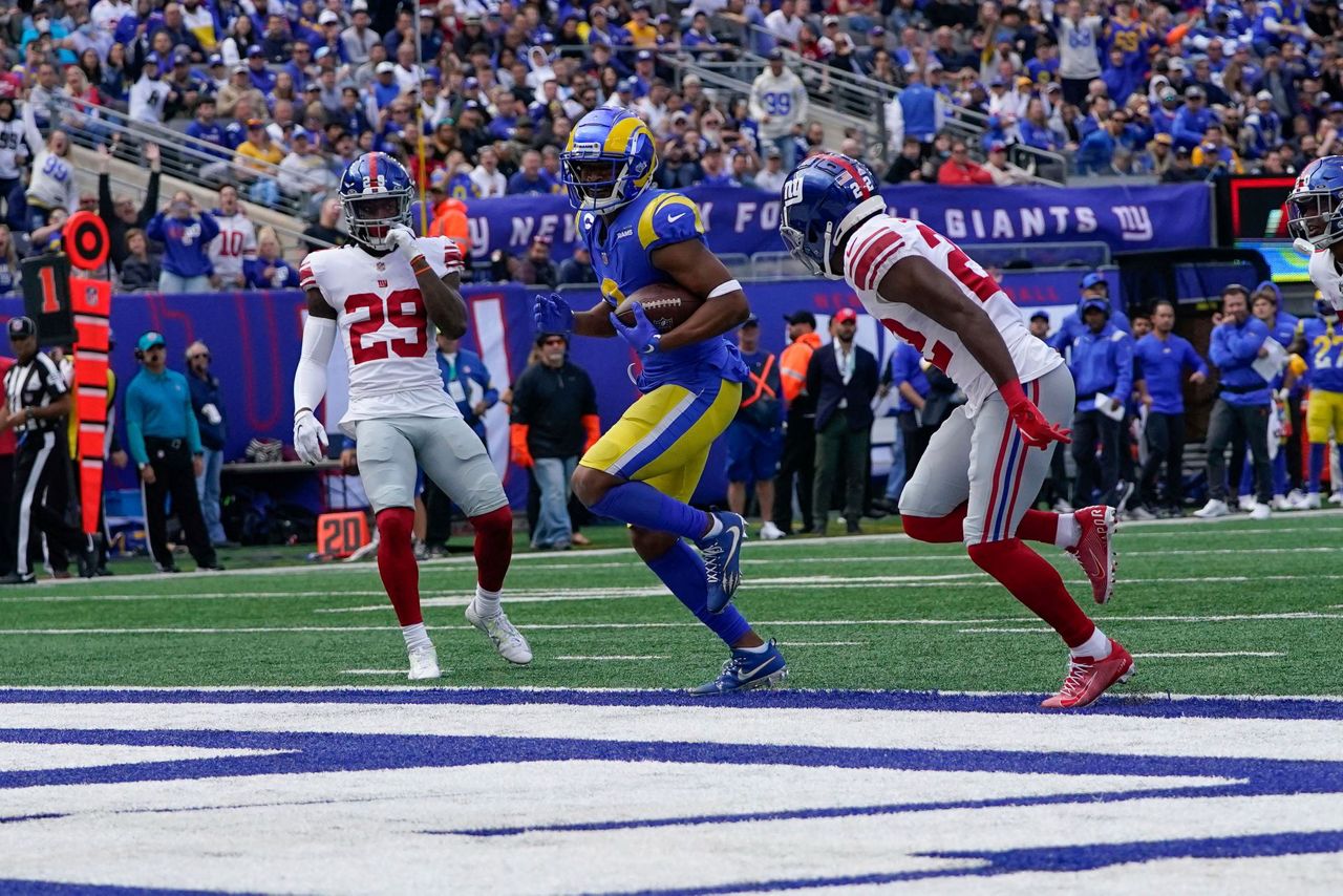 AP source: Rams receiver Robert Woods has torn knee ligament