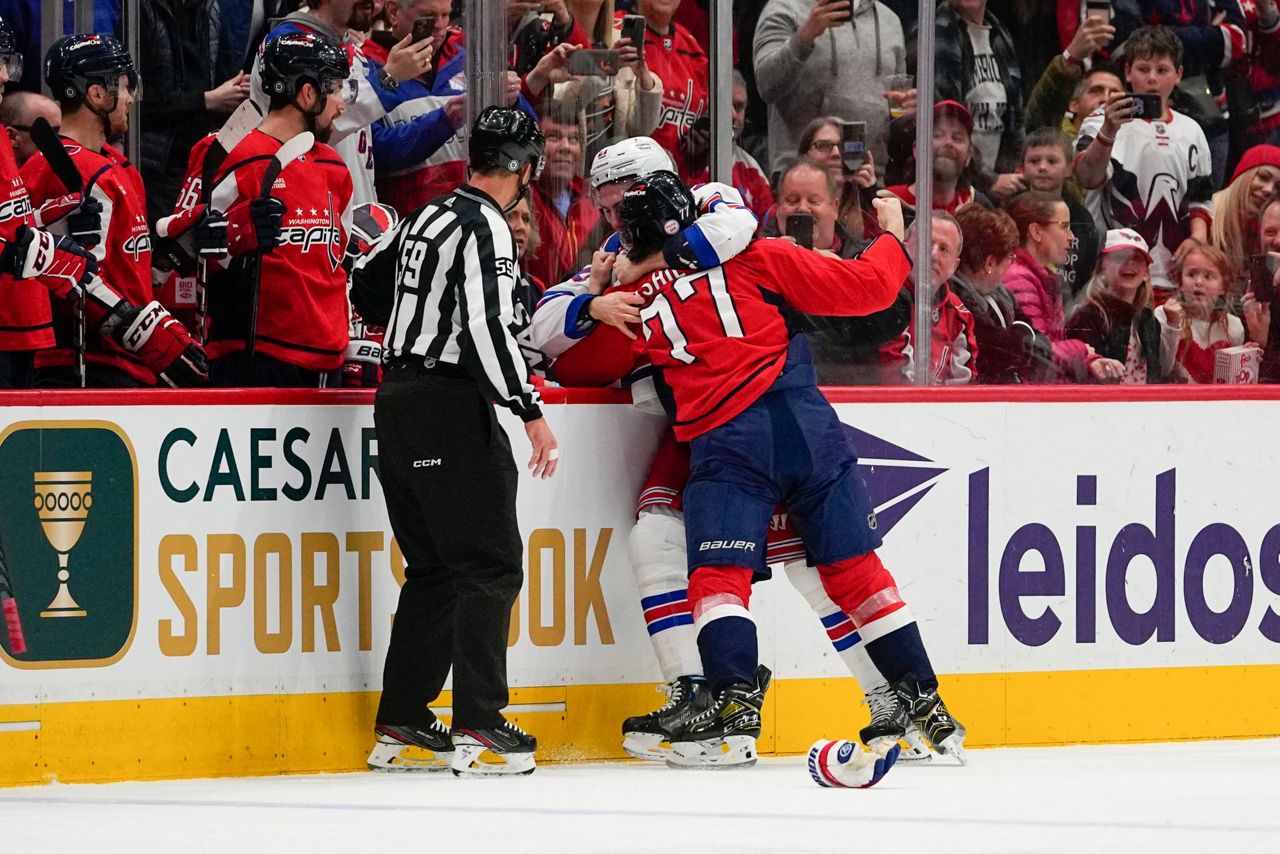 Capitals beat Rangers to end skid, hand NY 4th straight loss