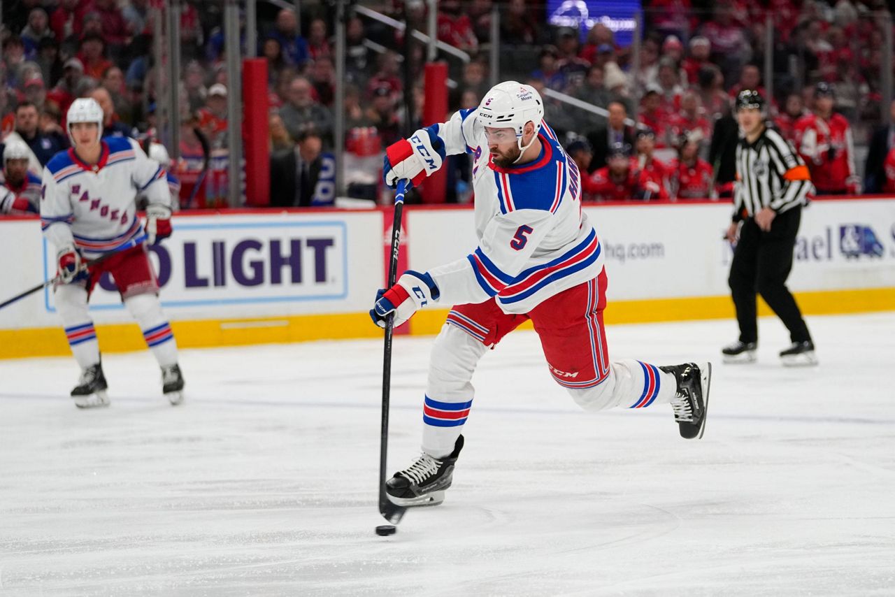 Capitals beat Rangers to end skid, hand NY 4th straight loss