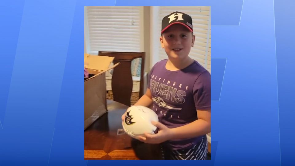 Ravens reward young fan seen at Buffalo Bills Training Camp