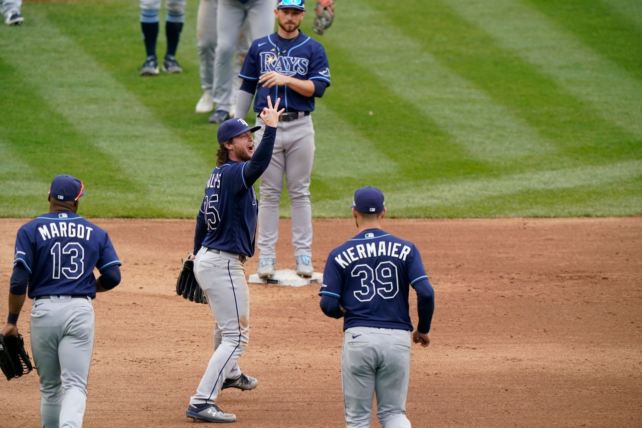 Rays finish Bronx sweep, last-place Yanks lose 5th straight
