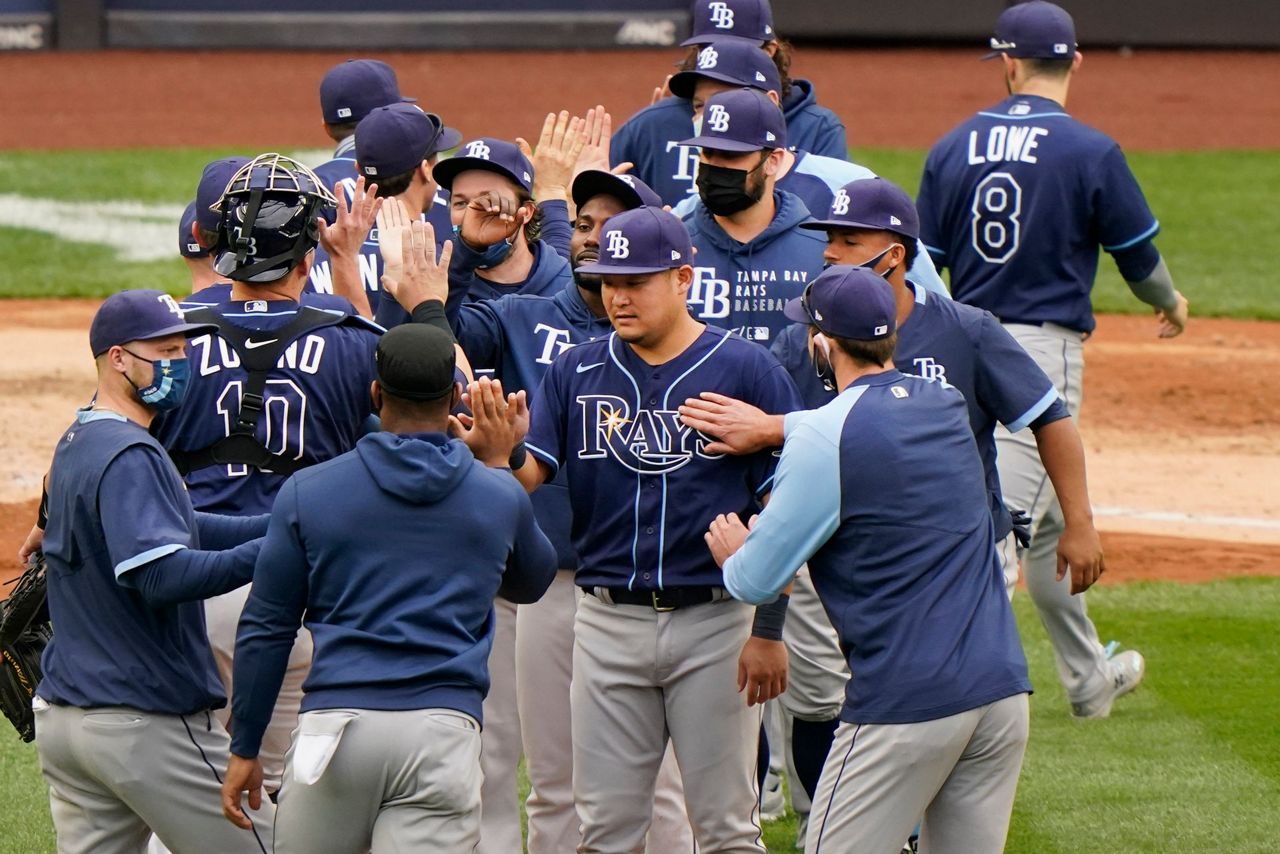 Rays finish Bronx sweep, last-place Yanks lose 5th straight