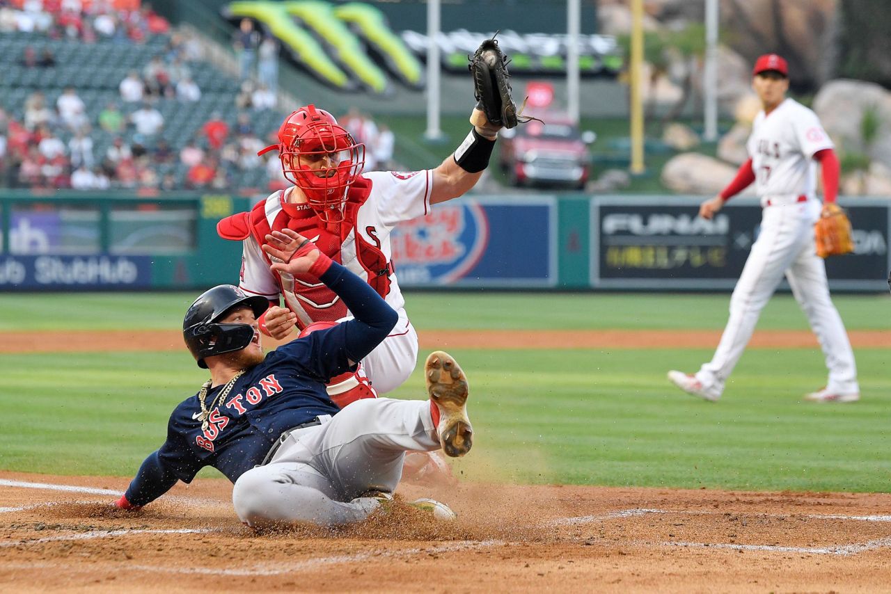 Ohtani carries Angels past Boston, ending LA's 14-game skid