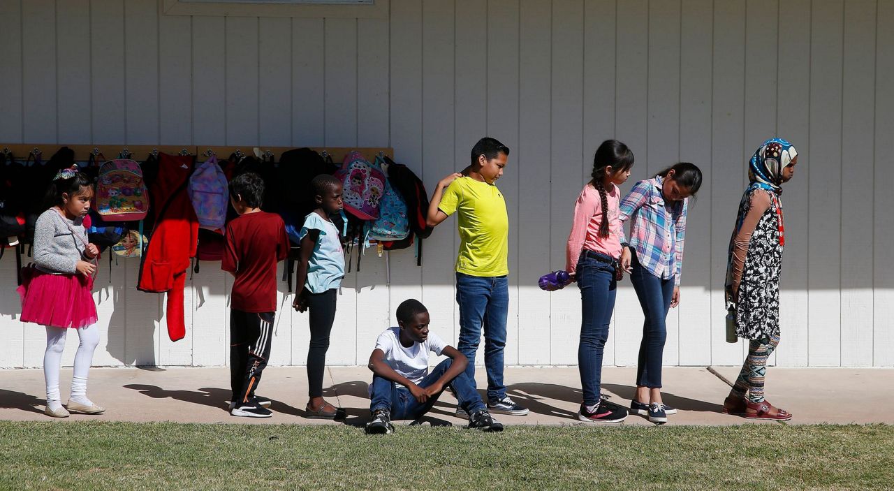 Schools help refugee kids learn English, adapt to US life