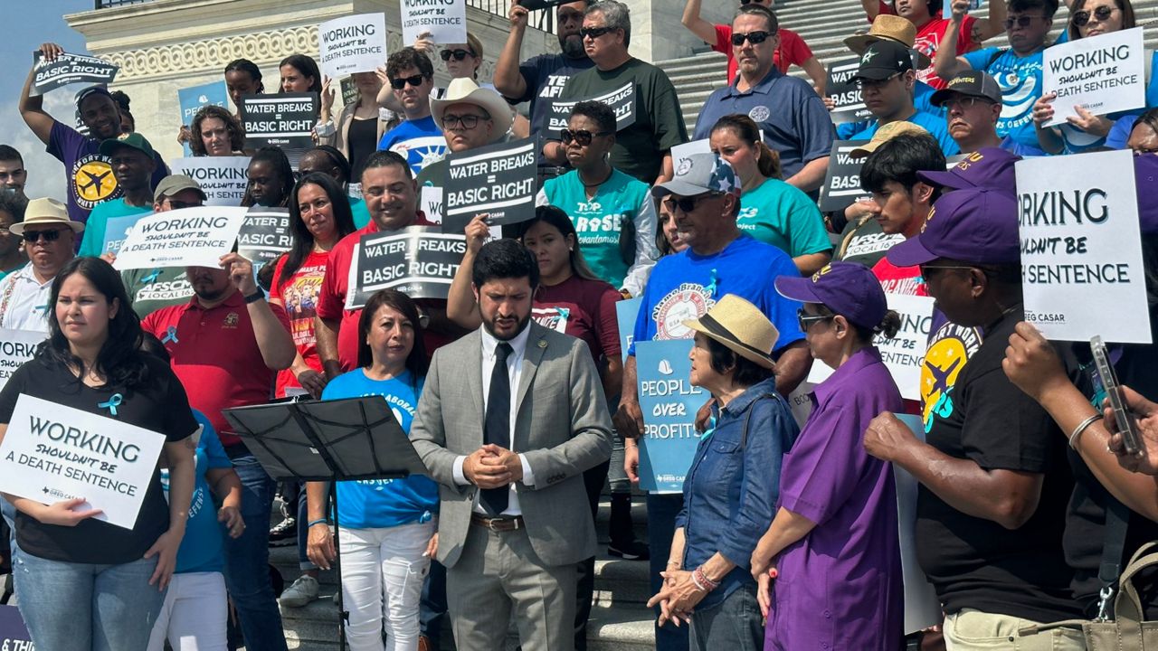 Texas Rep. stages thirst strike for worker rights