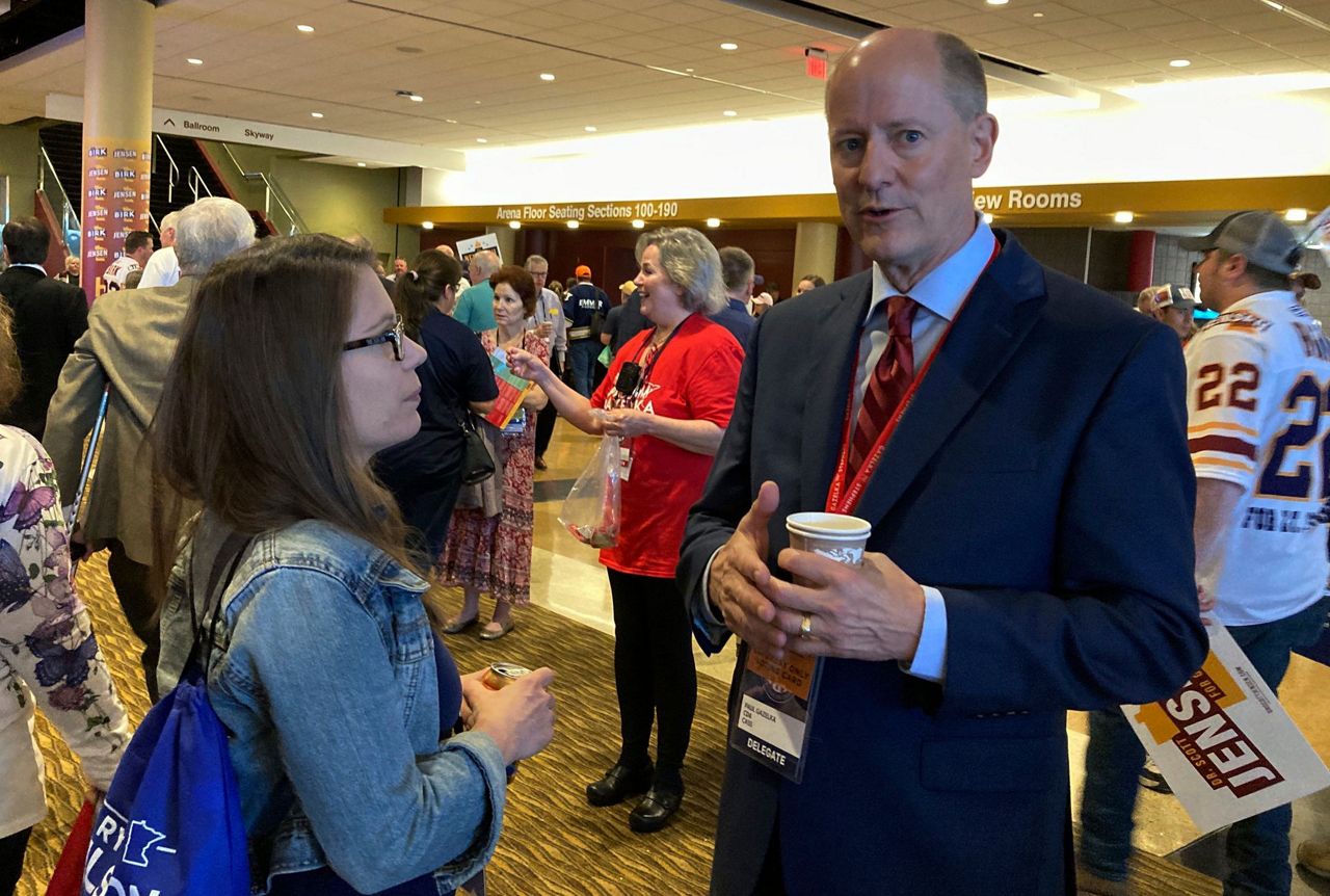 Minnesota GOP reconvenes to back candidate for governor