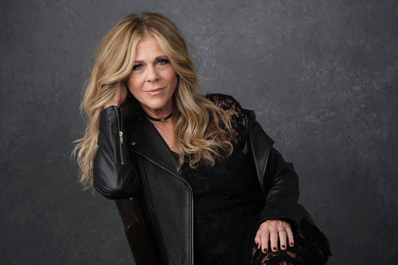 Rita Wilson creates conversations with '70s-era duets
