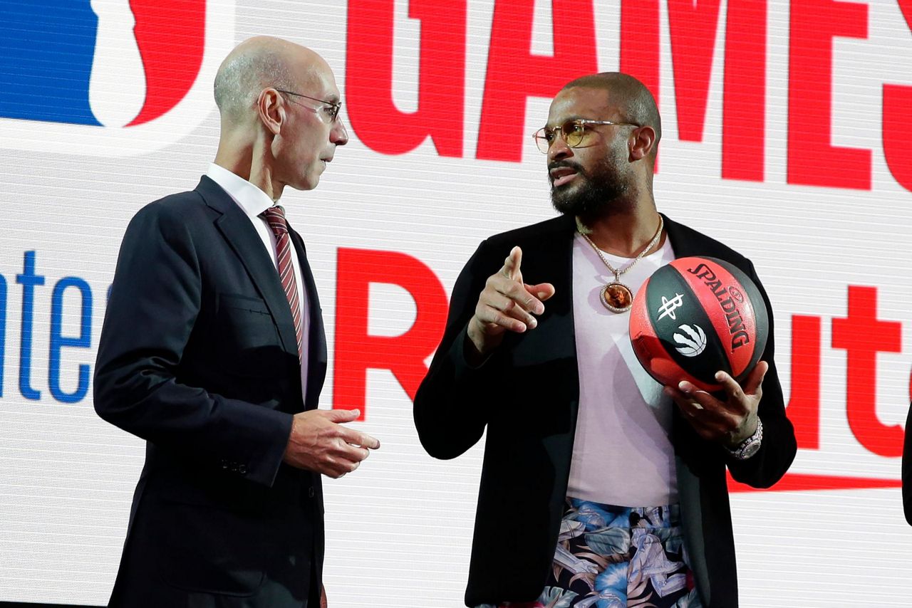 NBA statement different in English and Chinese