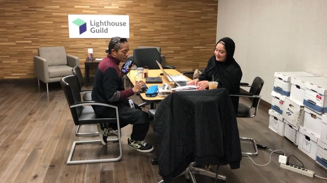 Volunteers Help Visually Impaired New Yorkers