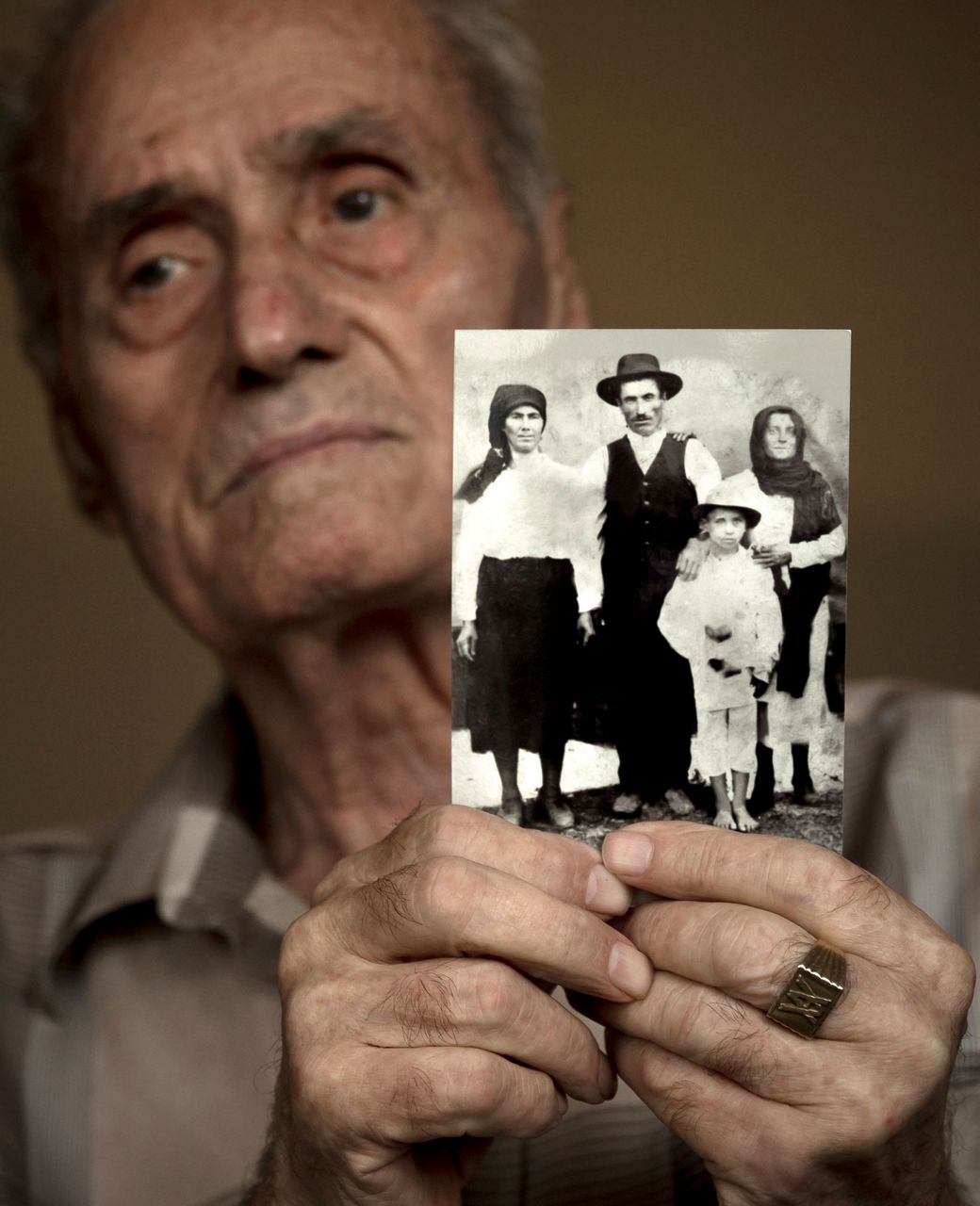 Romanian ex-prison chief serving 20 years dies in jail