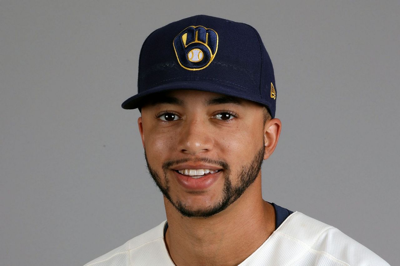 Brewers reliever Devin Williams wins NL Rookie of the Year
