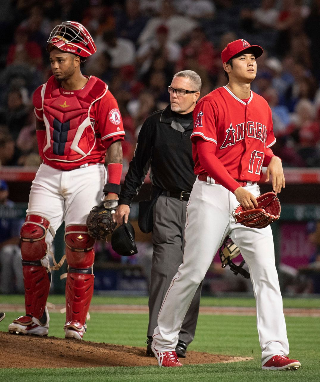 Ohtani exits early again with blister on pitching hand