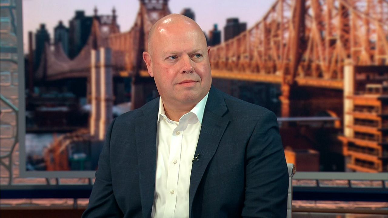 Former chief of department lauds NYPD on protests