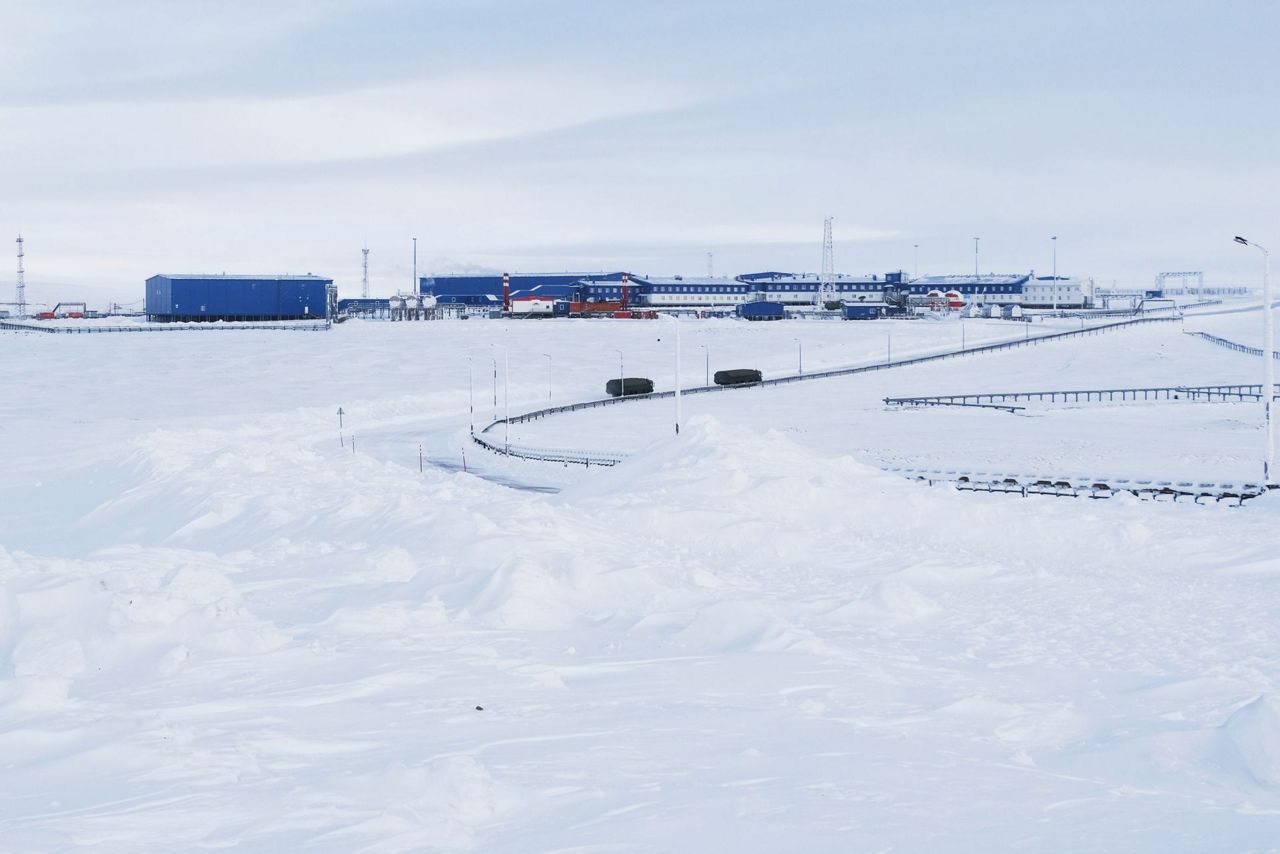 Russia stakes its hold on the Arctic, revamps military bases
