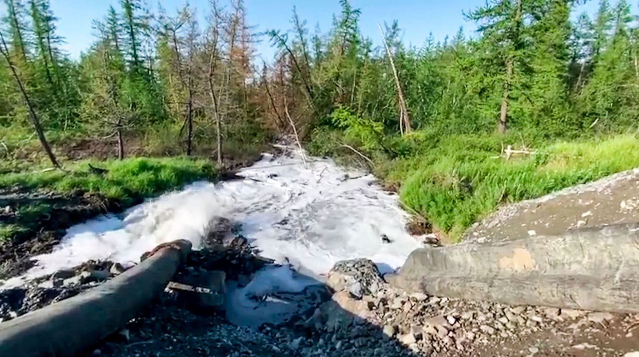 Investigators probe reported Russian tundra pollution