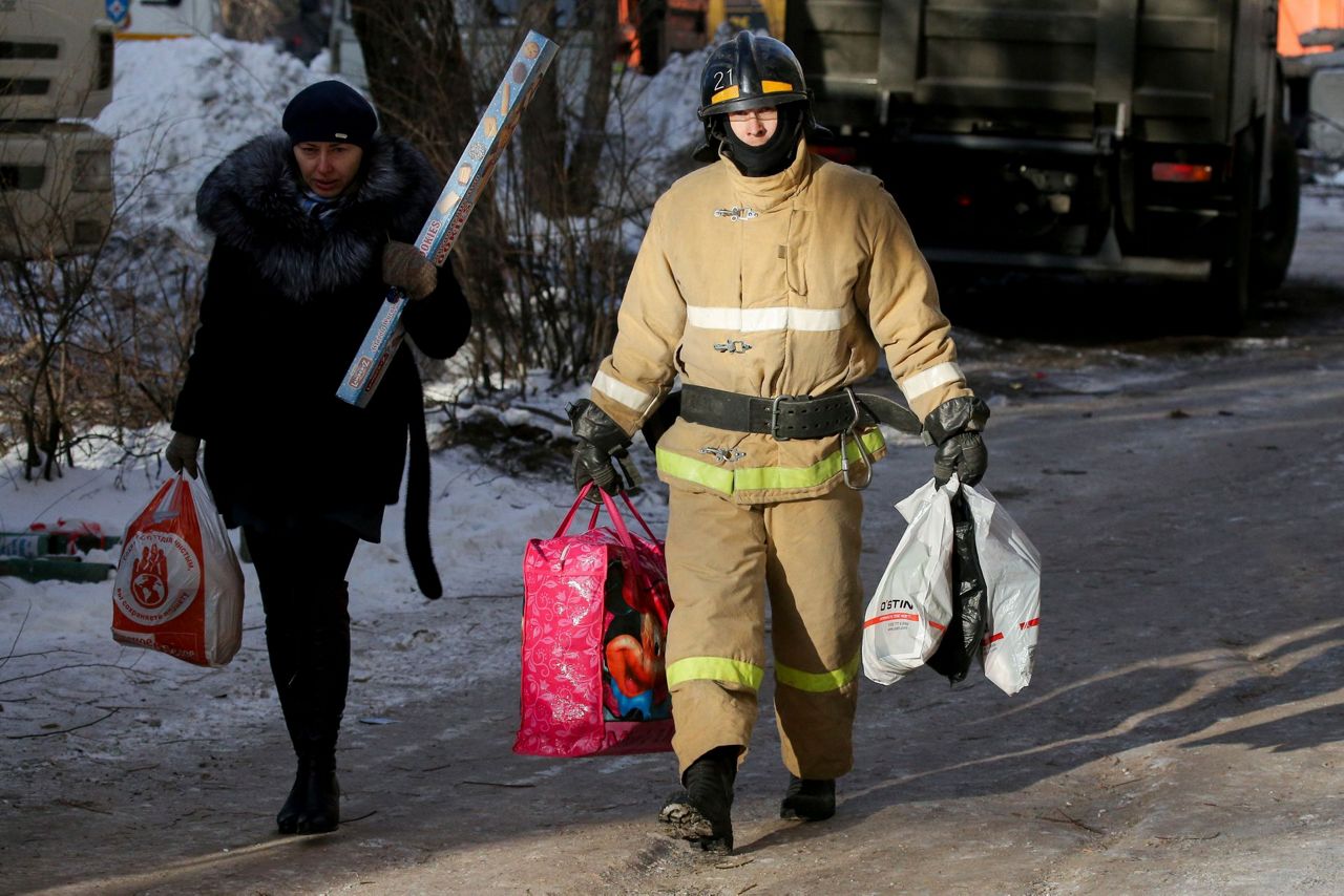 Death toll in Russian apartment collapse reaches 19