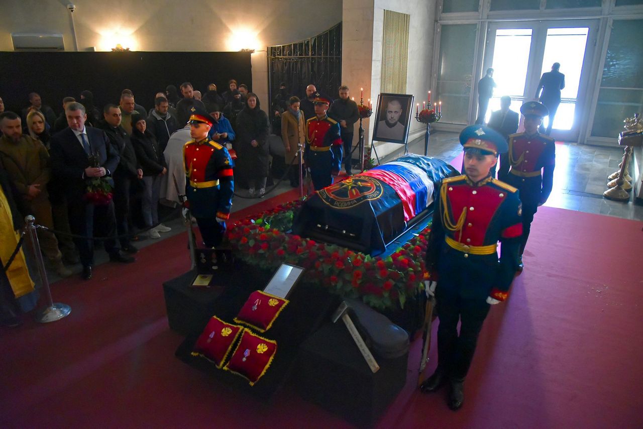 Russia identifies Ukrainian suspect in war blogger's killing