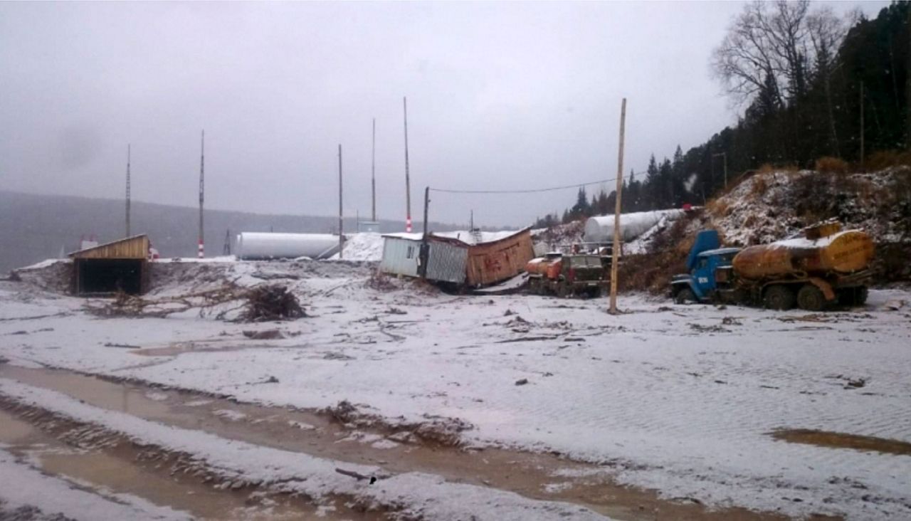 15 dead after Russian dam collapse floods dormitories