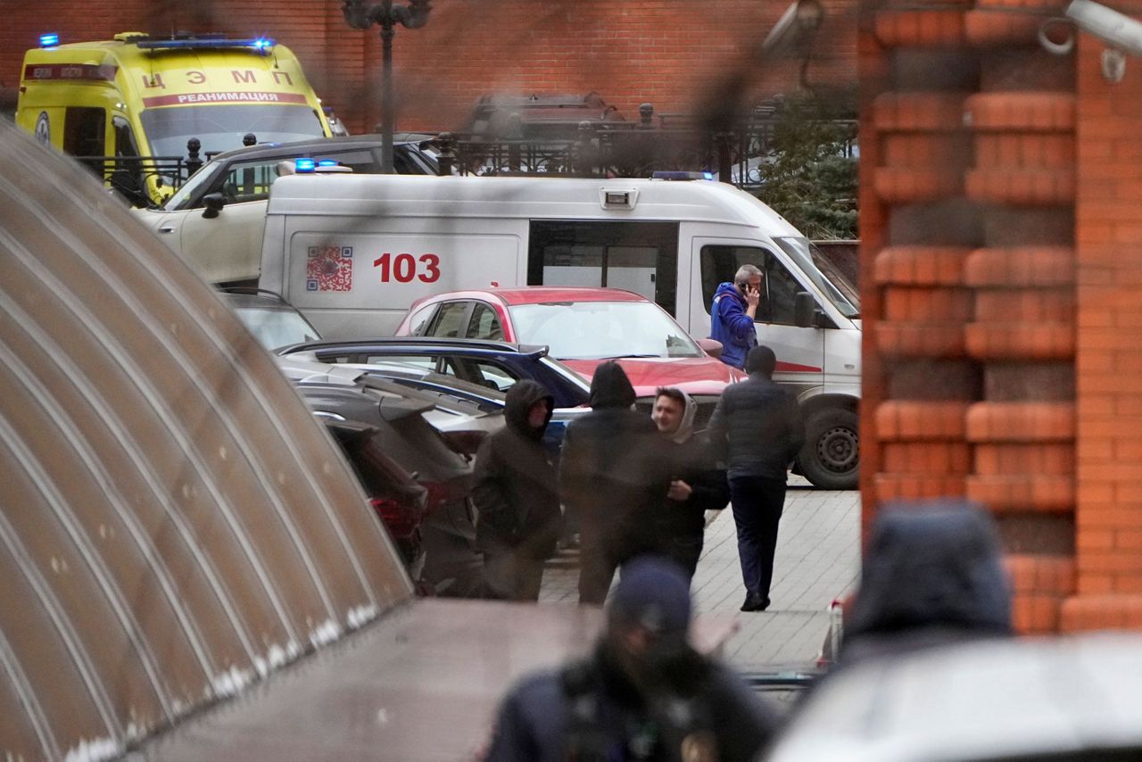 Blast in an upscale residential area in Moscow kills 1 and leaves 4 wounded