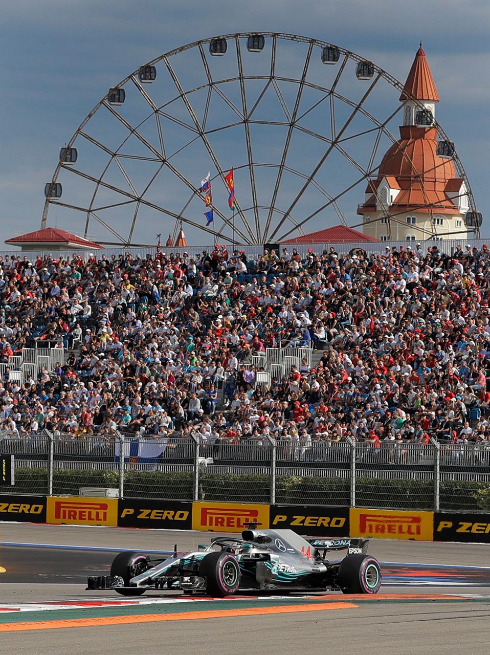 Hamilton wins Russian GP after teammate lets him through