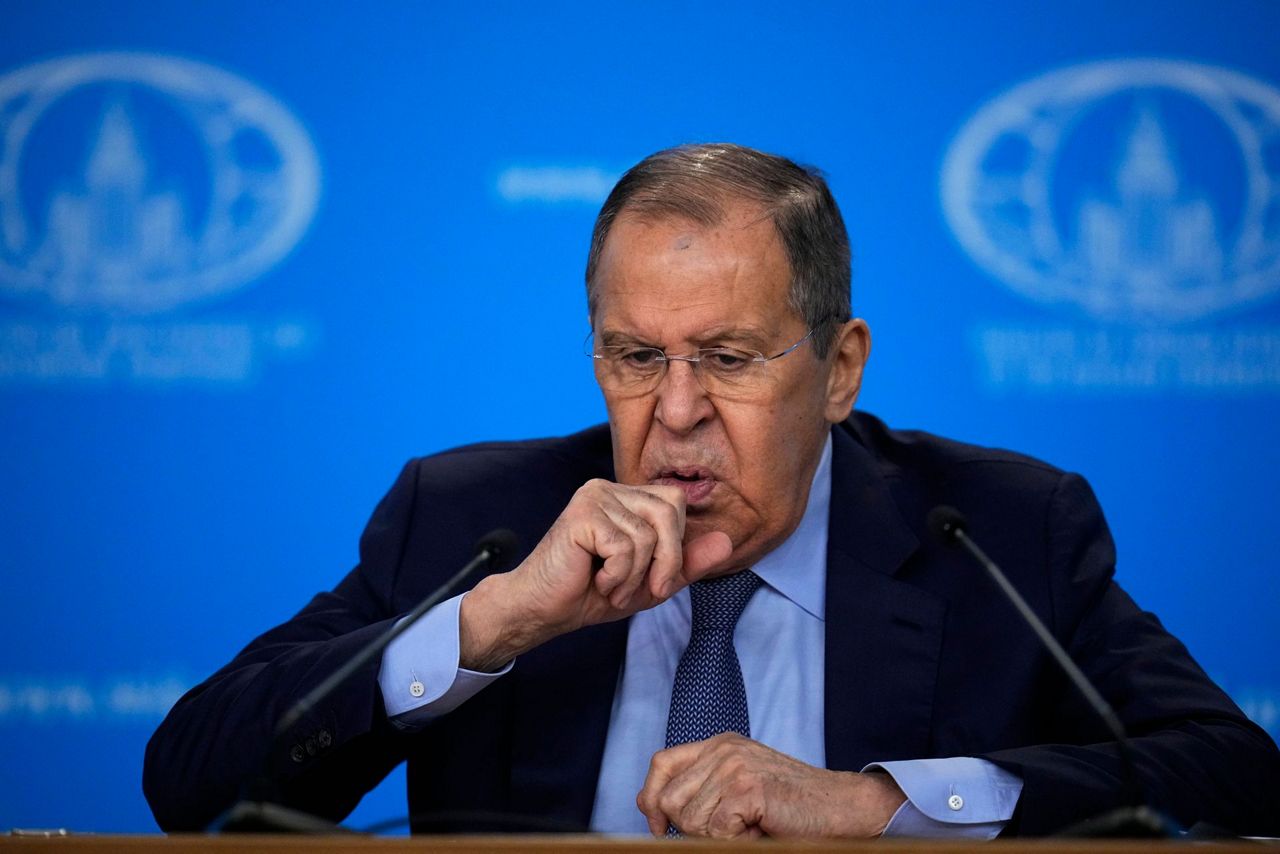 Russia's foreign minister rejects a US proposal to resume talks on ...