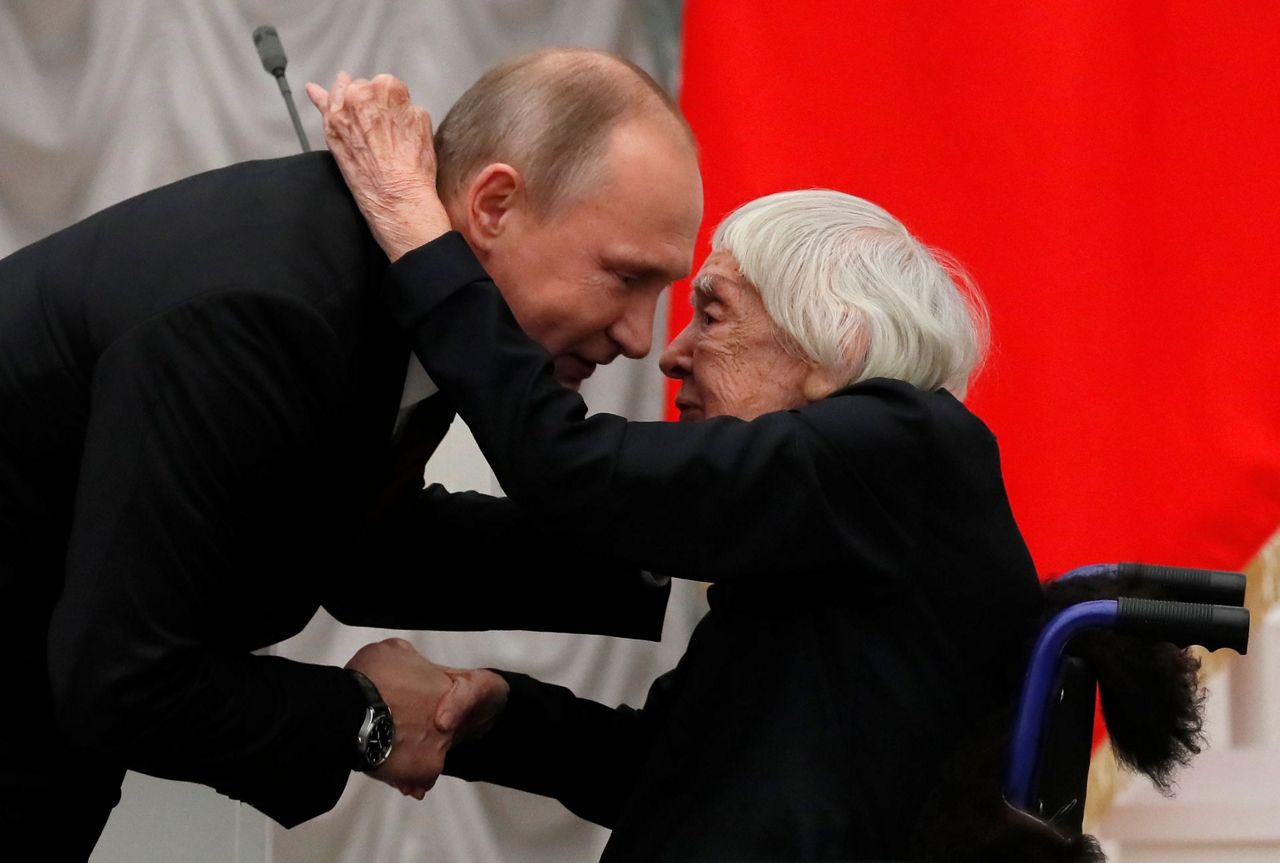Russia's most famous human rights activist dies at 91