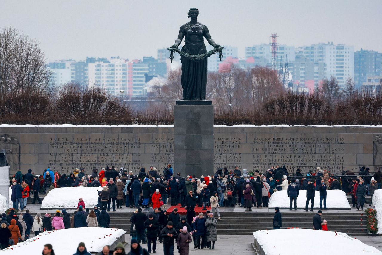 Russia marks 80 years since breaking the Nazi siege of Leningrad